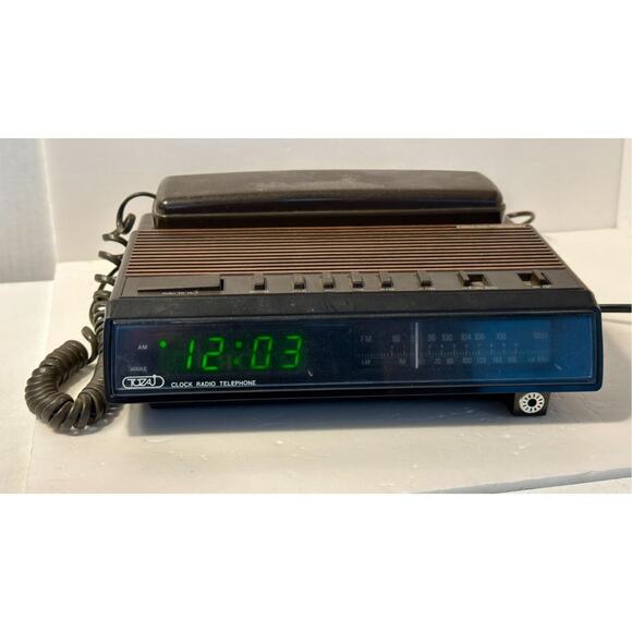 Toazi | Other | Tozai Radio Telephone Alarm Clock Model Tr38 Vintage ...